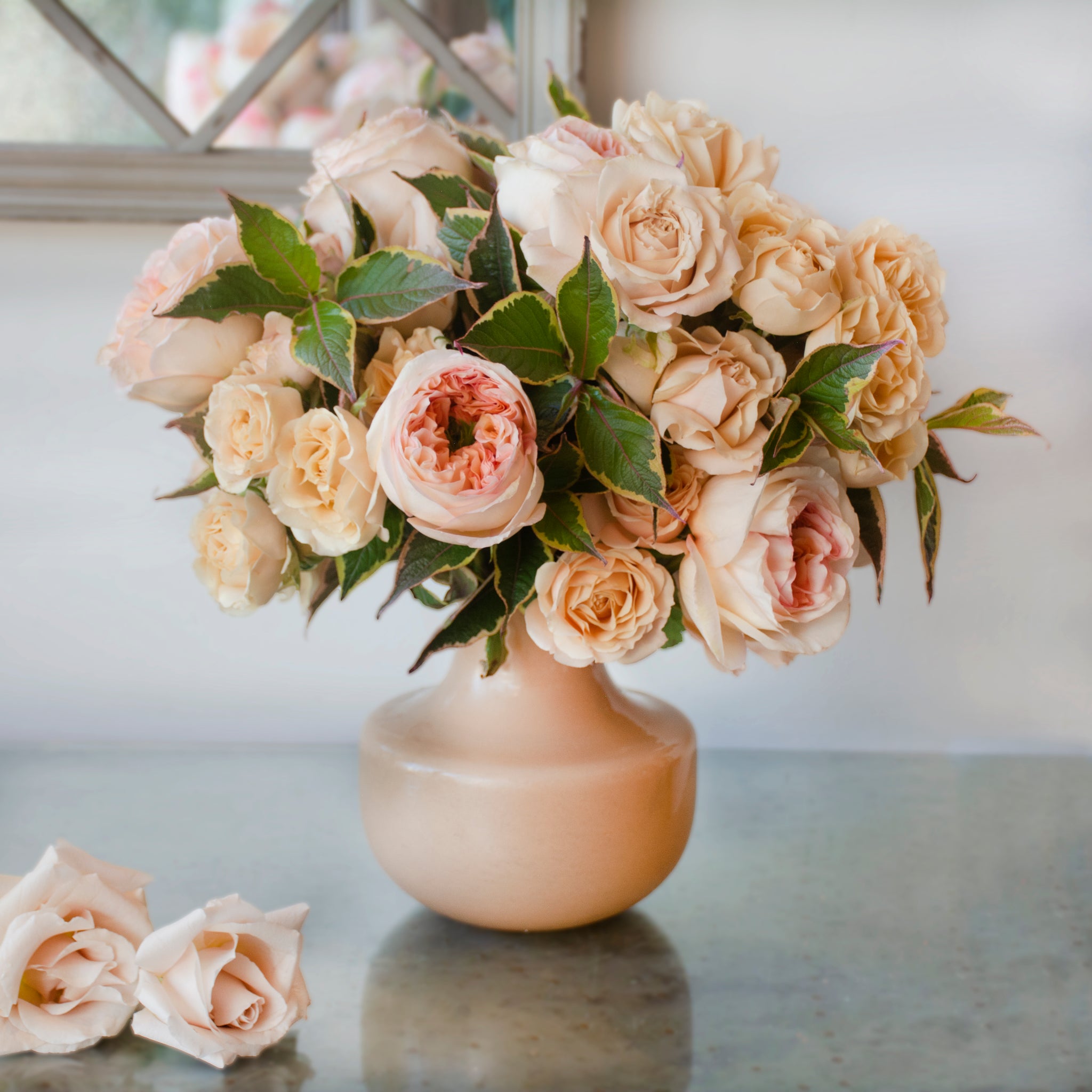 Elegant Symphony – Empty Vase